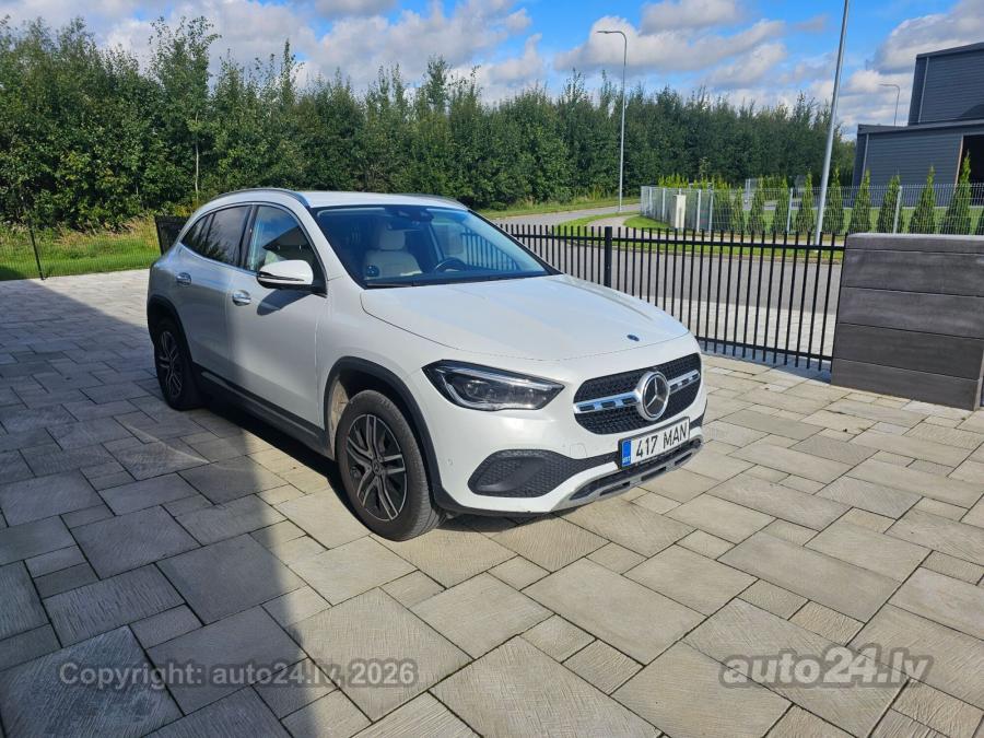 Balts Mercedes-Benz GLA-Class 2020 Tartu, ar dzinēja tilpumu 2.00 L un nobraukumu 107 tūkst. km par 26900 €, foto 1 vietnē AUTOMOTO.COM.LV