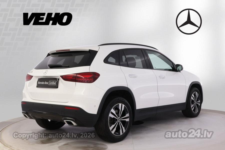 White Mercedes-Benz GLA-Class 2025 in Tallinn, with an engine capacity of 1.30 L and mileage of 34 thousand km for 40900 €, photo 4 on AUTOMOTO.COM.LV