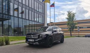 Black Mercedes-Benz GLB 180 2021 in Vilnius, with an engine capacity of 1.33 L and mileage of 89 thousand km for 28000 €, photo  on AUTOMOTO.COM.LV