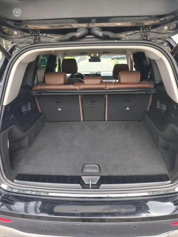 Black Mercedes-Benz GLB 180 2021 in Vilnius, with an engine capacity of 1.33 L and mileage of 89 thousand km for 28000 €, photo 7 on AUTOMOTO.COM.LV