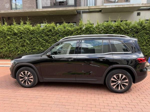 Melns Mercedes-Benz GLB 180 2023 Viļņa, ar dzinēja tilpumu 1.95 L un nobraukumu 163 tūkst. km par 21600 €, foto 6 vietnē AUTOMOTO.COM.LV