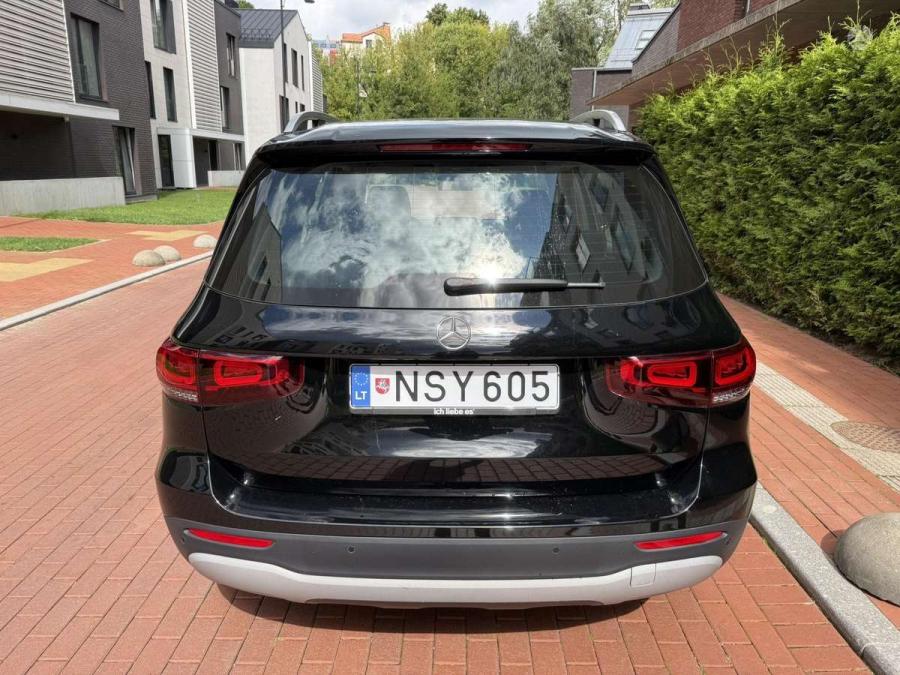 Black Mercedes-Benz GLB 180 2023 in Vilnius, with an engine capacity of 1.95 L and mileage of 163 thousand km for 21600 €, photo 11 on AUTOMOTO.COM.LV