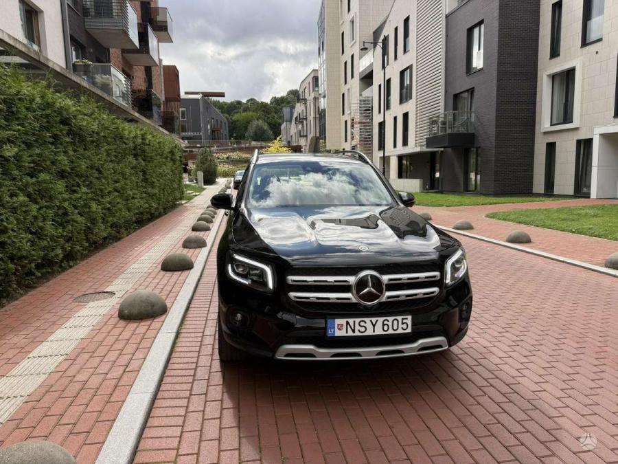 Melns Mercedes-Benz GLB 180 2023 Viļņa, ar dzinēja tilpumu 1.95 L un nobraukumu 163 tūkst. km par 20999 €, foto 3 vietnē AUTOMOTO.COM.LV