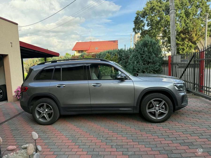 Pelēks Mercedes-Benz GLB 180 2025 Kauņa, ar dzinēja tilpumu 1.33 L un nobraukumu 14 tūkst. km par 42000 €, foto 5 vietnē AUTOMOTO.COM.LV