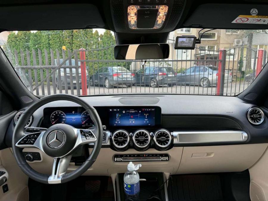 Pelēks Mercedes-Benz GLB 180 2025 Kauņa, ar dzinēja tilpumu 1.33 L un nobraukumu 14 tūkst. km par 42000 €, foto 8 vietnē AUTOMOTO.COM.LV