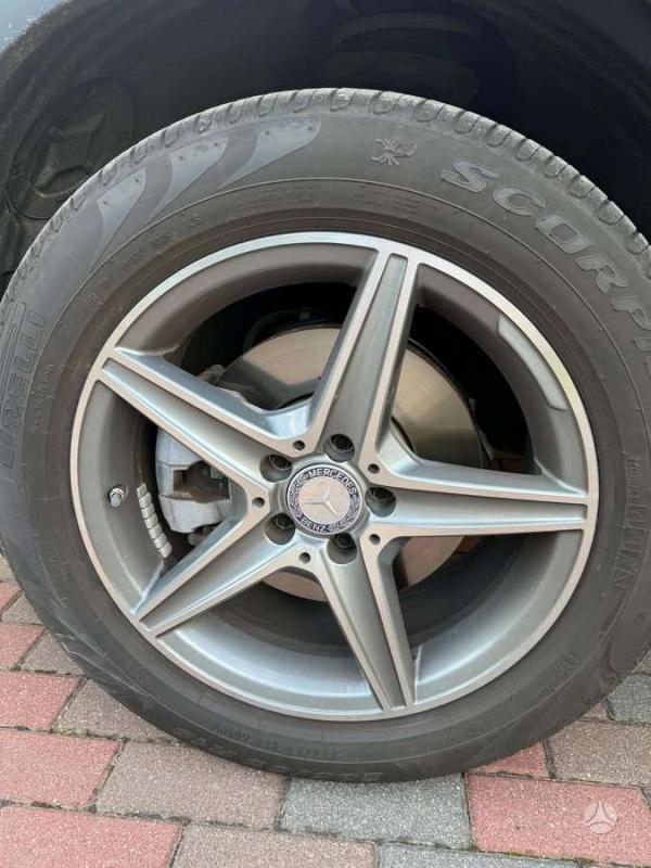 Pelēks Mercedes-Benz GLB 180 2025 Kauņa, ar dzinēja tilpumu 1.33 L un nobraukumu 14 tūkst. km par 42000 €, foto 11 vietnē AUTOMOTO.COM.LV