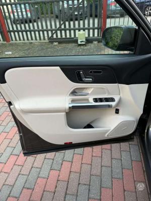 Pelēks Mercedes-Benz GLB 180 2025 Kauņa, ar dzinēja tilpumu 1.33 L un nobraukumu 14 tūkst. km par 42000 €, foto 12 vietnē AUTOMOTO.COM.LV