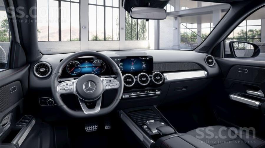 White Mercedes-Benz GLB 180 2023 in Riga, with an engine capacity of 1.40 L and mileage of 51 thousand km for 33900 €, photo 8 on AUTOMOTO.COM.LV