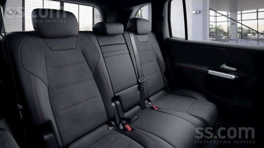 White Mercedes-Benz GLB 180 2023 in Riga, with an engine capacity of 1.40 L and mileage of 51 thousand km for 33900 €, photo 10 on AUTOMOTO.COM.LV
