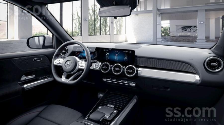 White Mercedes-Benz GLB 180 2023 in Riga, with an engine capacity of 1.40 L and mileage of 51 thousand km for 33900 €, photo 11 on AUTOMOTO.COM.LV