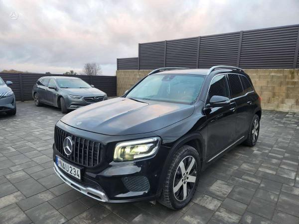Melns Mercedes-Benz GLB 200 2020 Viļņa, ar dzinēja tilpumu 1.95 L un nobraukumu 252 tūkst. km par 21500 €, foto 1 vietnē AUTOMOTO.COM.LV