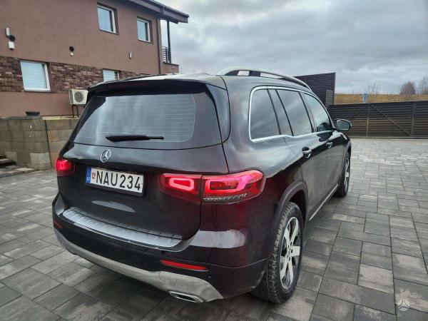Melns Mercedes-Benz GLB 200 2020 Viļņa, ar dzinēja tilpumu 1.95 L un nobraukumu 252 tūkst. km par 21500 €, foto 5 vietnē AUTOMOTO.COM.LV