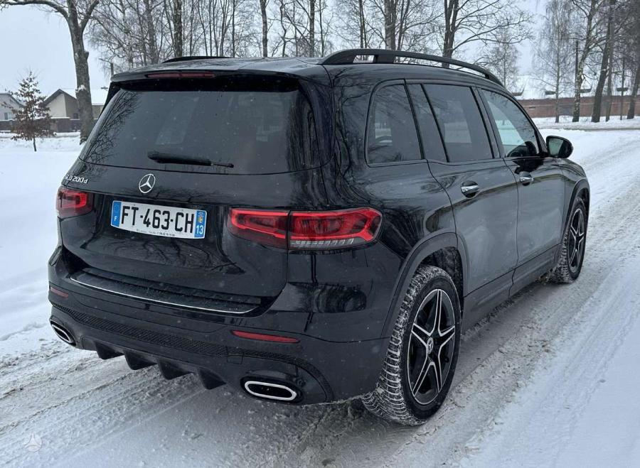 Melns Mercedes-Benz GLB 200 2020 Tauragė, ar dzinēja tilpumu 1.95 L un nobraukumu 510 tūkst. km par 15800 €, foto 2 vietnē AUTOMOTO.COM.LV