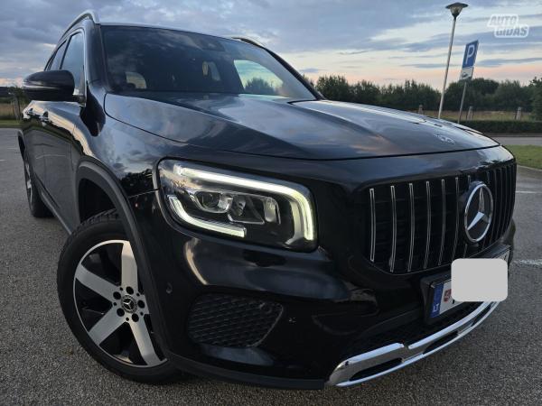 Black Mercedes-Benz GLB 200 2020 in Siauliai, with an engine capacity of 2.00 L and mileage of 262 thousand km for 20000 €, photo 1 on AUTOMOTO.COM.LV