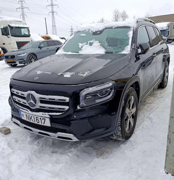Melns Mercedes-Benz GLB 200 2021 Kauņa, ar dzinēja tilpumu 0.00 L un nobraukumu 192 tūkst. km par 10500 €, foto 5 vietnē AUTOMOTO.COM.LV