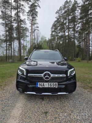 Черный Мерседес GLB 200 2021 в Рига, объемом двигателя 2.00 л и пробегом 132 тыс. км за 25000 €, фото 3 на AUTOMOTO.COM.LV