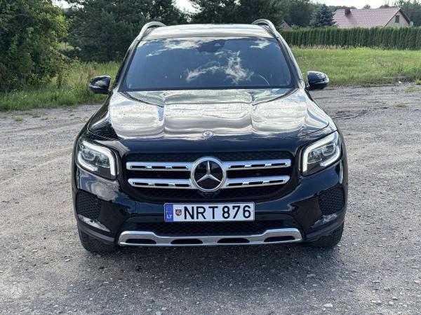 Melns Mercedes-Benz GLB 200 2021 Tauragė, ar dzinēja tilpumu 1.95 L un nobraukumu 280 tūkst. km par 16500 €, foto 1 vietnē AUTOMOTO.COM.LV