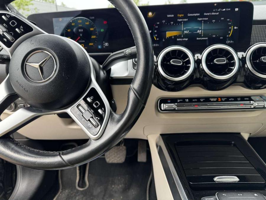 Черный Мерседес GLB 200 2021 в Вильнюс, объемом двигателя 1.95 л и пробегом 196 тыс. км за 20752 €, фото 21 на AUTOMOTO.COM.LV