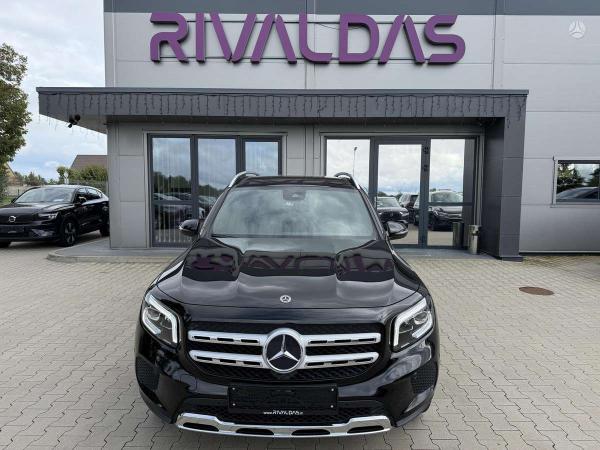 Melns Mercedes-Benz GLB 200 2022 Šauļi, ar dzinēja tilpumu 1.95 L un nobraukumu 188 tūkst. km par 21990 €, foto 4 vietnē AUTOMOTO.COM.LV