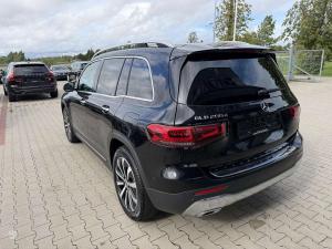 Black Mercedes-Benz GLB 200 2022 in Siauliai, with an engine capacity of 1.95 L and mileage of 188 thousand km for 21990 €, photo 11 on AUTOMOTO.COM.LV