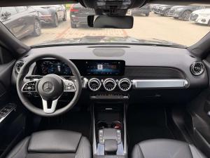 Black Mercedes-Benz GLB 200 2022 in Siauliai, with an engine capacity of 1.95 L and mileage of 188 thousand km for 21990 €, photo 16 on AUTOMOTO.COM.LV