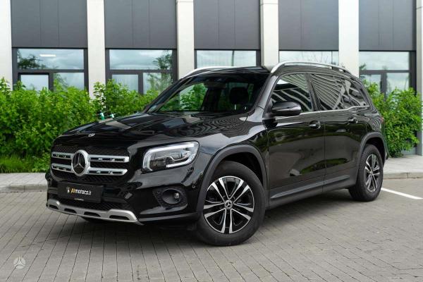 Melns Mercedes-Benz GLB 200 2023 Viļņa, ar dzinēja tilpumu 1.95 L un nobraukumu 28 tūkst. km par 31900 €, foto 1 vietnē AUTOMOTO.COM.LV