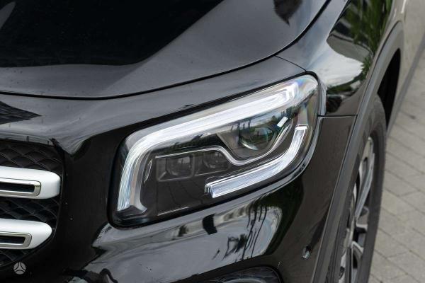 Melns Mercedes-Benz GLB 200 2023 Viļņa, ar dzinēja tilpumu 1.95 L un nobraukumu 28 tūkst. km par 31900 €, foto 5 vietnē AUTOMOTO.COM.LV