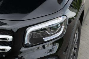 Black Mercedes-Benz GLB 200 2023 in Vilnius, with an engine capacity of 1.95 L and mileage of 28 thousand km for 31900 €, photo 6 on AUTOMOTO.COM.LV