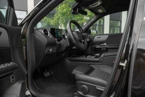 Black Mercedes-Benz GLB 200 2023 in Vilnius, with an engine capacity of 1.95 L and mileage of 28 thousand km for 31900 €, photo 15 on AUTOMOTO.COM.LV