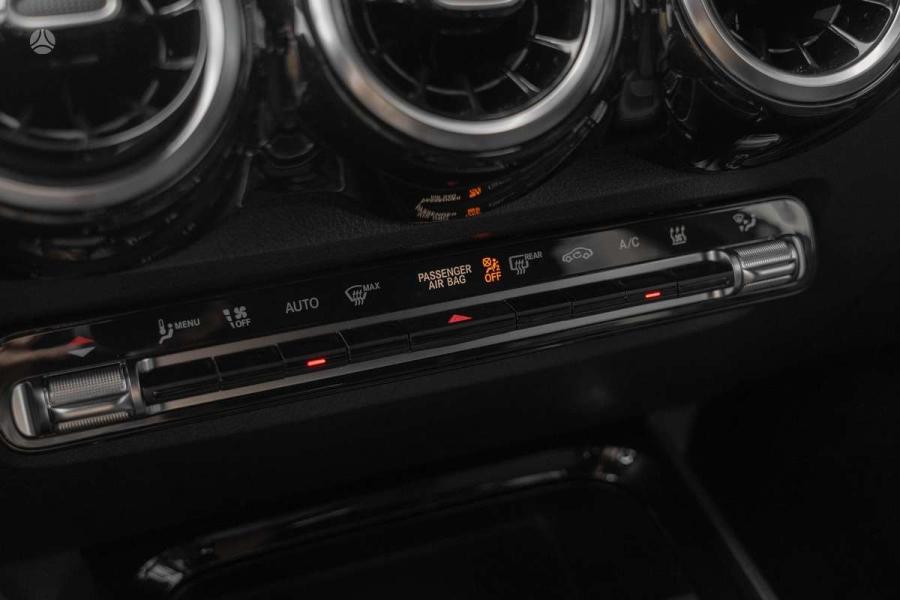 Black Mercedes-Benz GLB 200 2023 in Vilnius, with an engine capacity of 1.95 L and mileage of 28 thousand km for 31900 €, photo 31 on AUTOMOTO.COM.LV