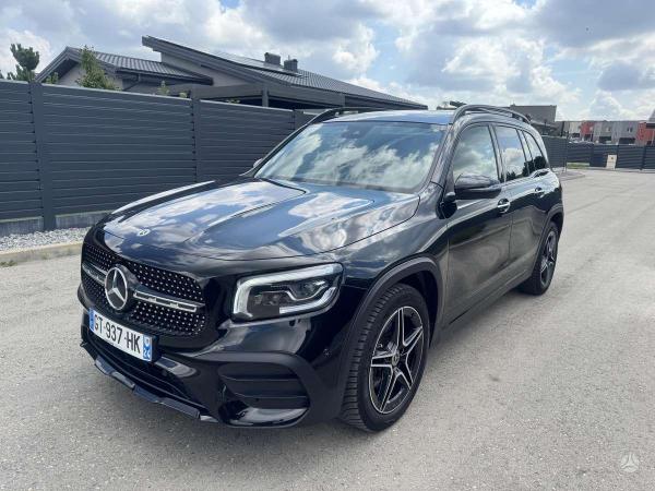Melns Mercedes-Benz GLB 200 2023 Kauņa, ar dzinēja tilpumu 2.00 L un nobraukumu 241 tūkst. km par 25500 €, foto 1 vietnē AUTOMOTO.COM.LV
