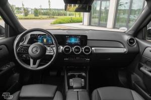 Black Mercedes-Benz GLB 200 2023 in Vilnius, with an engine capacity of 2.00 L and mileage of 28 thousand km for 31900 €, photo 17 on AUTOMOTO.COM.LV