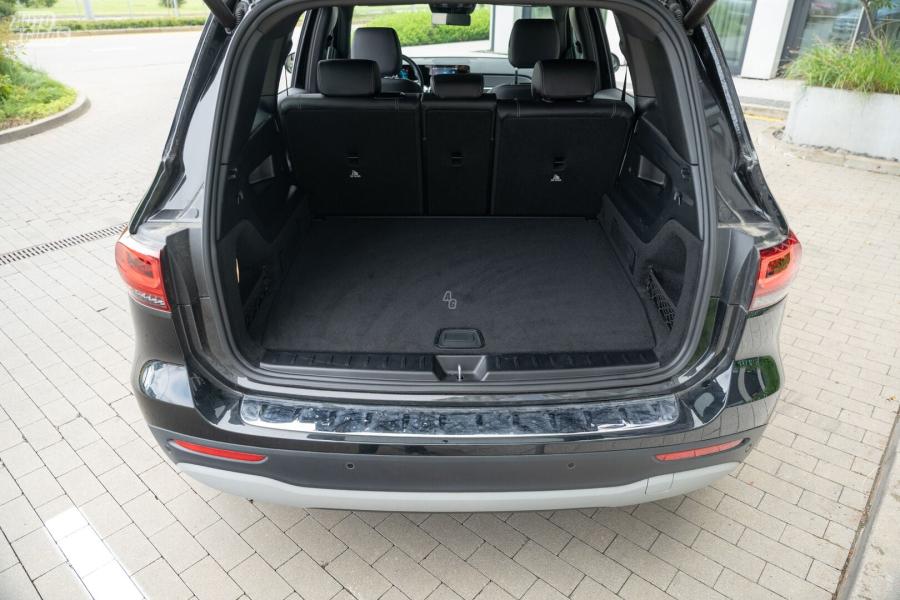 Black Mercedes-Benz GLB 200 2023 in Vilnius, with an engine capacity of 2.00 L and mileage of 28 thousand km for 31900 €, photo 22 on AUTOMOTO.COM.LV
