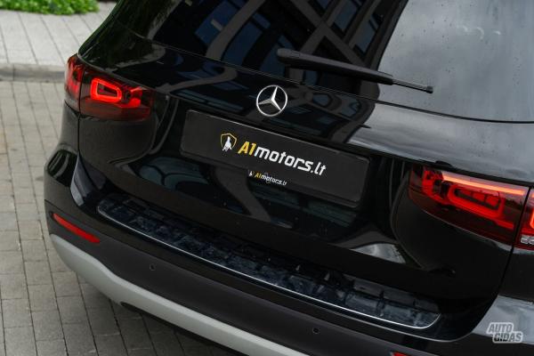 Black Mercedes-Benz GLB 200 2023 in Vilnius, with an engine capacity of 2.00 L and mileage of 28 thousand km for 30700 €, photo 10 on AUTOMOTO.COM.LV