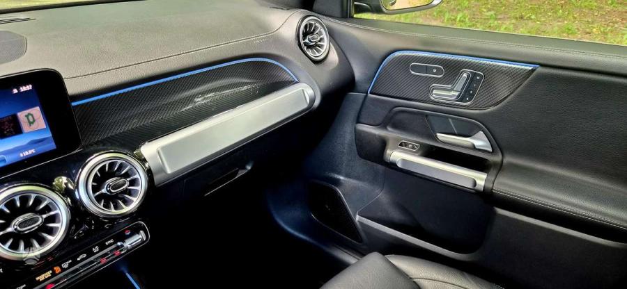 Melns Mercedes-Benz GLB 200 2024 Tauragė, ar dzinēja tilpumu 1.95 L un nobraukumu 200 tūkst. km par 24900 €, foto 30 vietnē AUTOMOTO.COM.LV