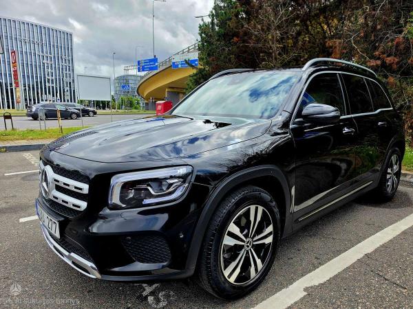 Melns Mercedes-Benz GLB 200 2020 Viļņa, ar dzinēja tilpumu 1.33 L un nobraukumu 55 tūkst. km par 31900 €, foto 4 vietnē AUTOMOTO.COM.LV