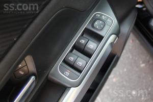 Melns Mercedes-Benz GLB 200 2020 Liepāja, ar dzinēja tilpumu 2.00 L un nobraukumu 358 tūkst. km par 20250 €, foto 12 vietnē AUTOMOTO.COM.LV