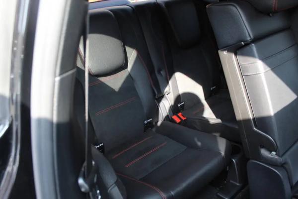 Melns Mercedes-Benz GLB 200 2020 Liepāja, ar dzinēja tilpumu 2.00 L un nobraukumu 358 tūkst. km par 20250 €, foto 10 vietnē AUTOMOTO.COM.LV
