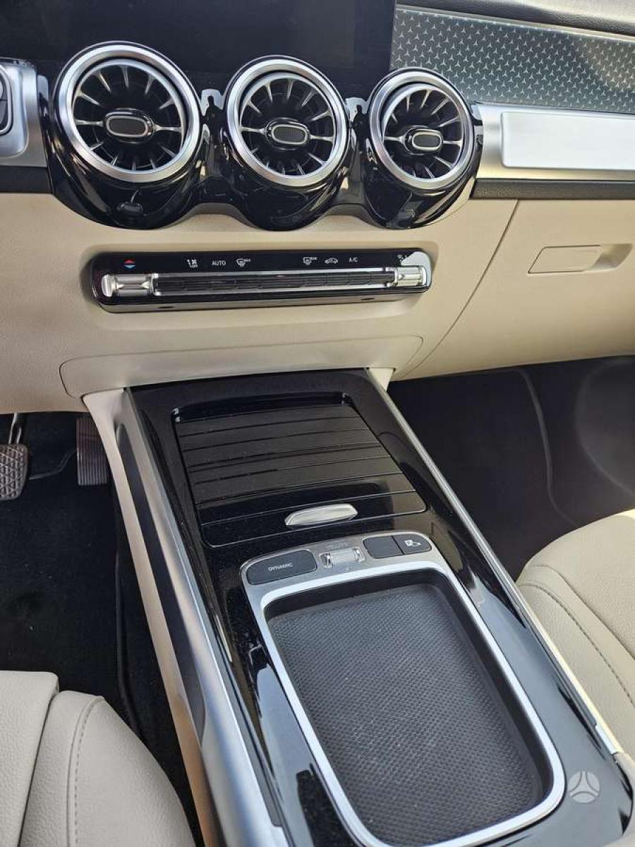 Zils Mercedes-Benz GLB 200 2023 Tauragė, ar dzinēja tilpumu 1.95 L un nobraukumu 240 tūkst. km par 22500 €, foto 12 vietnē AUTOMOTO.COM.LV