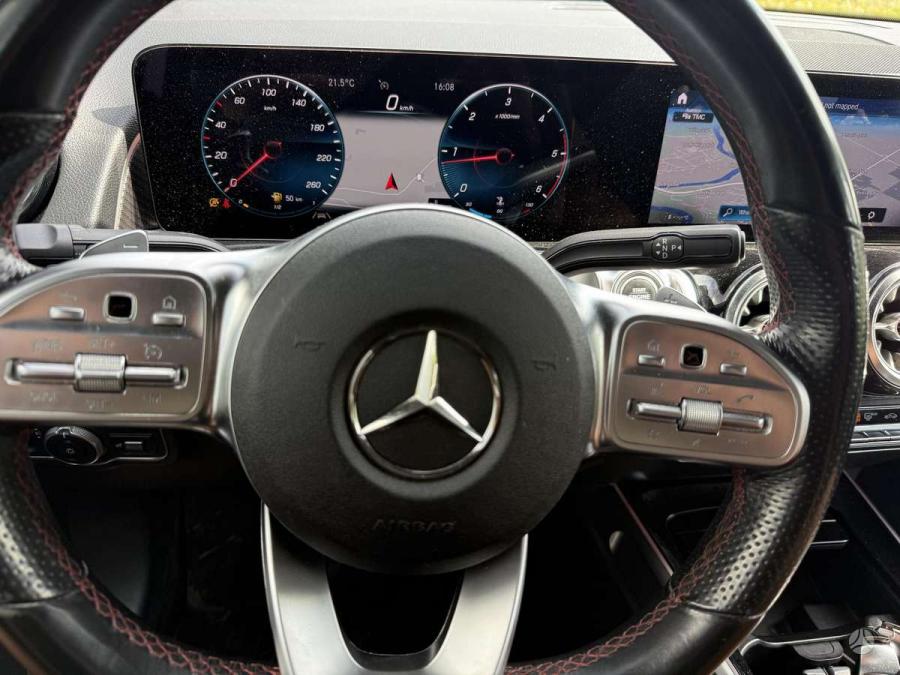 Pelēks Mercedes-Benz GLB 200 2021 Viļņa, ar dzinēja tilpumu 2.00 L un nobraukumu 300 tūkst. km par 18300 €, foto 14 vietnē AUTOMOTO.COM.LV