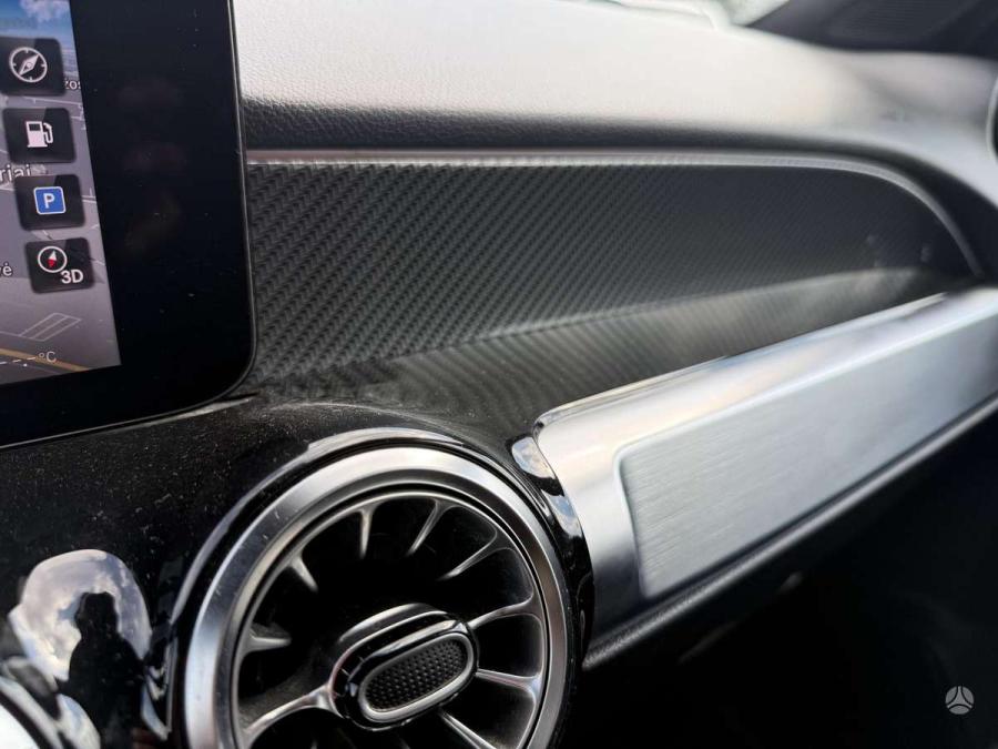 Pelēks Mercedes-Benz GLB 200 2021 Viļņa, ar dzinēja tilpumu 2.00 L un nobraukumu 300 tūkst. km par 18300 €, foto 31 vietnē AUTOMOTO.COM.LV