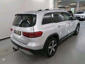 Pelēks Mercedes-Benz GLB 200 2022 Viļņa, ar dzinēja tilpumu 1.33 L un nobraukumu 99 tūkst. km par 28075 €, foto 3 vietnē AUTOMOTO.COM.LV