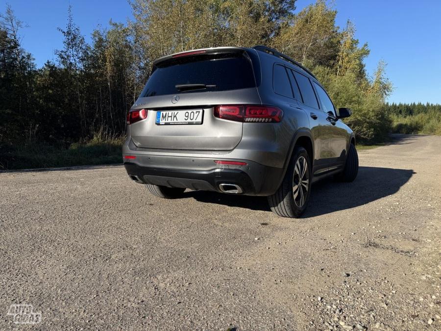 Grey Mercedes-Benz GLB 200 2022 in Vilnius, with an engine capacity of 2.00 L and mileage of 96 thousand km for 26050 €, photo 5 on AUTOMOTO.COM.LV