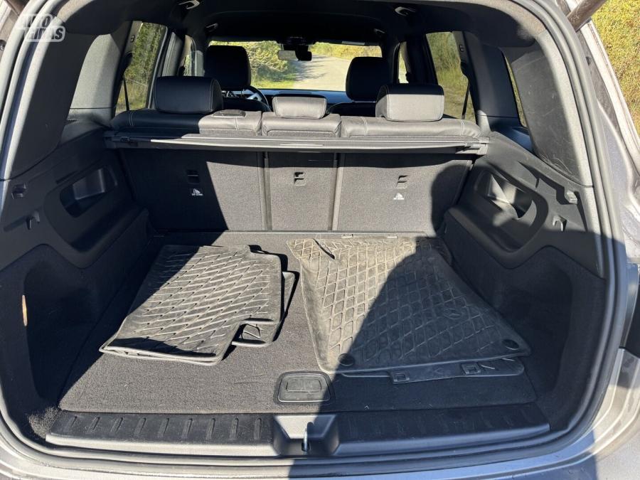 Grey Mercedes-Benz GLB 200 2022 in Vilnius, with an engine capacity of 2.00 L and mileage of 96 thousand km for 26050 €, photo 7 on AUTOMOTO.COM.LV