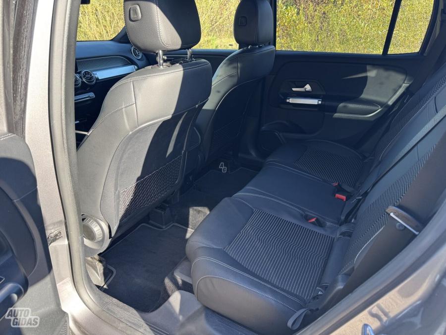 Grey Mercedes-Benz GLB 200 2022 in Vilnius, with an engine capacity of 2.00 L and mileage of 96 thousand km for 26050 €, photo 9 on AUTOMOTO.COM.LV