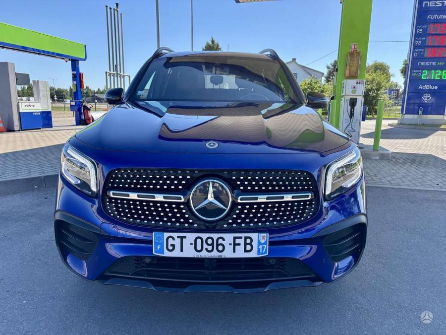 Violets Mercedes-Benz GLB 200 2023 Tauragė, ar dzinēja tilpumu 1.95 L un nobraukumu 210 tūkst. km par 20500 €, foto 3 vietnē AUTOMOTO.COM.LV