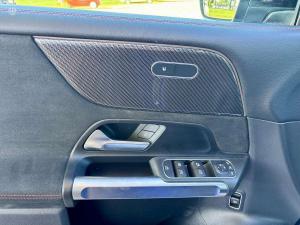 Violets Mercedes-Benz GLB 200 2023 Tauragė, ar dzinēja tilpumu 1.95 L un nobraukumu 210 tūkst. km par 20500 €, foto 16 vietnē AUTOMOTO.COM.LV