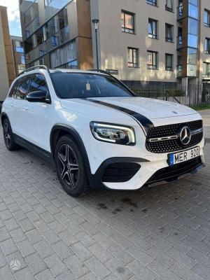 Белый Мерседес GLB 200 2021 в Вильнюс, объемом двигателя 1.95 л и пробегом 280 тыс. км за 17900 €, фото  на AUTOMOTO.COM.LV