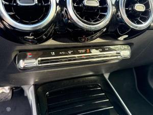 Balts Mercedes-Benz GLB 200 2022 Kauņa, ar dzinēja tilpumu 1.95 L un nobraukumu 51 tūkst. km par 13900 €, foto 24 vietnē AUTOMOTO.COM.LV