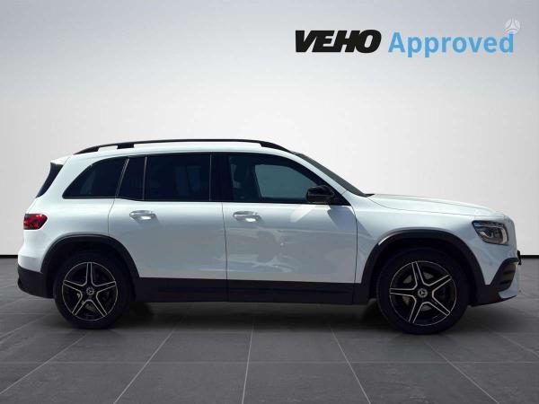 White Mercedes-Benz GLB 200 2022 in Vilnius, with an engine capacity of 1.33 L and mileage of 128 thousand km for 27800 €, photo 6 on AUTOMOTO.COM.LV
